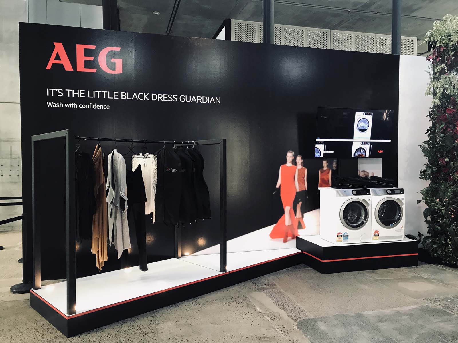 A Morning At Mercedes-Benz Fashion Week Australia With AEG | Harvey Norman