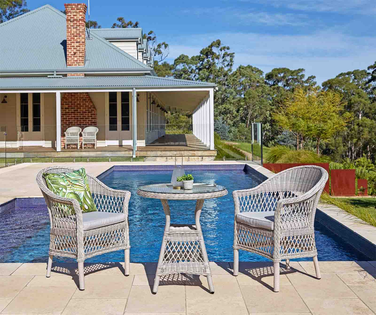 Outdoor Furniture and BBQs that are perfect for Spring Entertaining ...