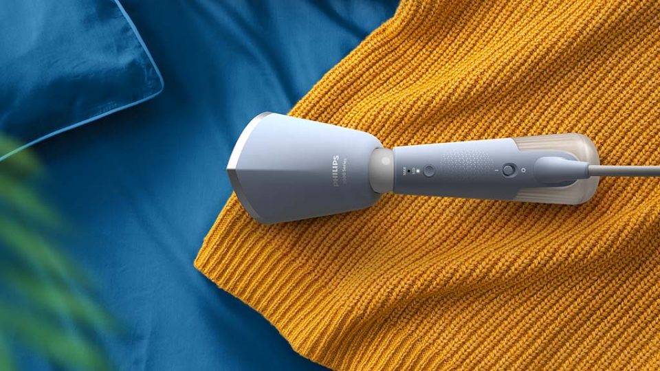 Philips 5000 Series Handheld Garment Steamer Review: The Perfect Travel ...