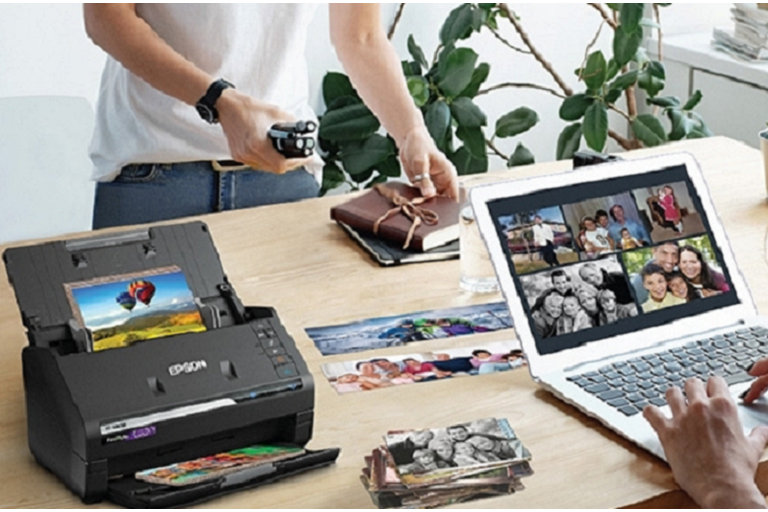 Epson FastFoto FF-680W Home & Pro Photo Scanner | Harvey Norman