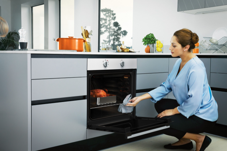 Chef 600mm Multifunction 3 Fan Forced Oven with 10A Plug & Play - White ...