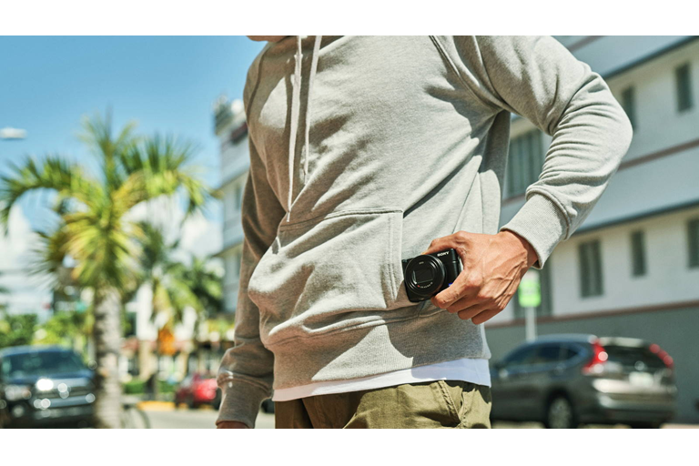 Sony RX100 VII Compact Camera | Domayne