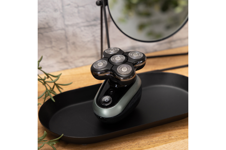 Remington Rx7 Ultimate Series Head Shaver | Harvey Norman