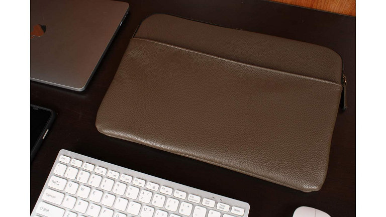 SwissTech 14-inch Slim Sleeve Laptop Case | Harvey Norman